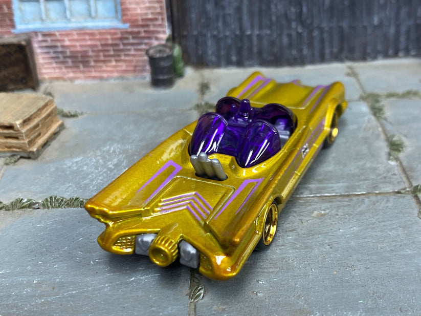 Custom Hot Wheels - Batman Batmobile - Gold and Purple - Black and Gol ...