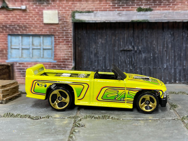 Loose Hot Wheels - Boom Box Mini Truck- Yellow and Green – Muncle Mikes