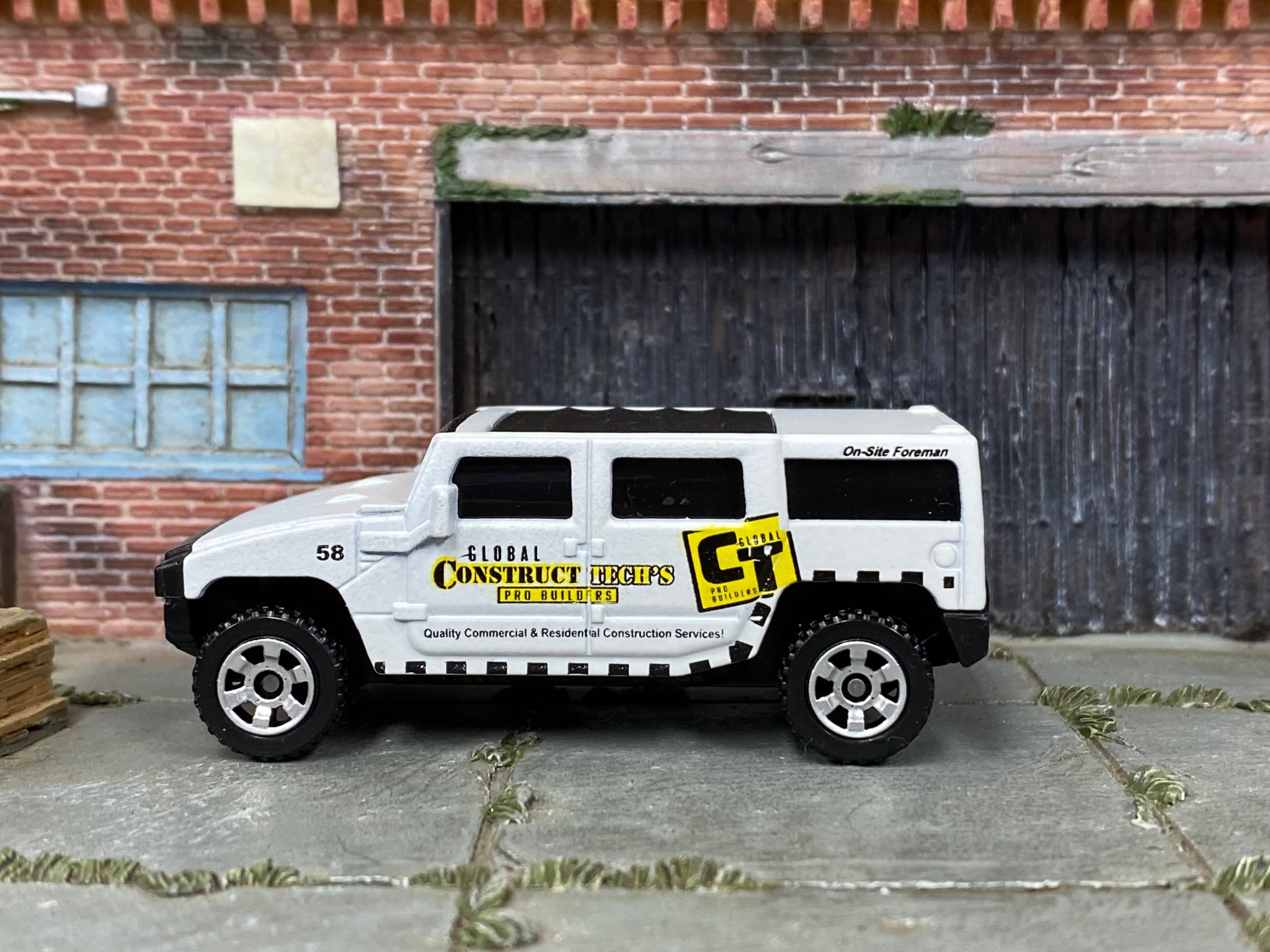 Loose Matchbox - Hummer H2 SUV Concept - White and Black Construction ...